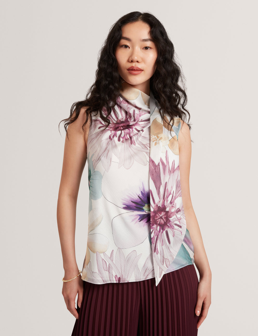 Auvea Print Neck Tie Sleeveless Top White