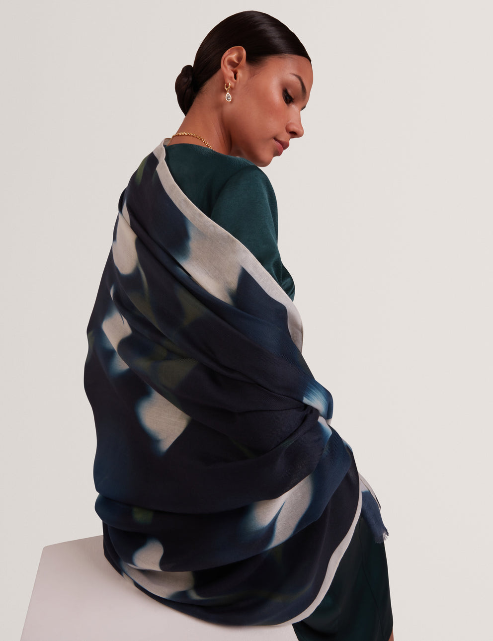 Tulli Woven Floral Scarf Cream